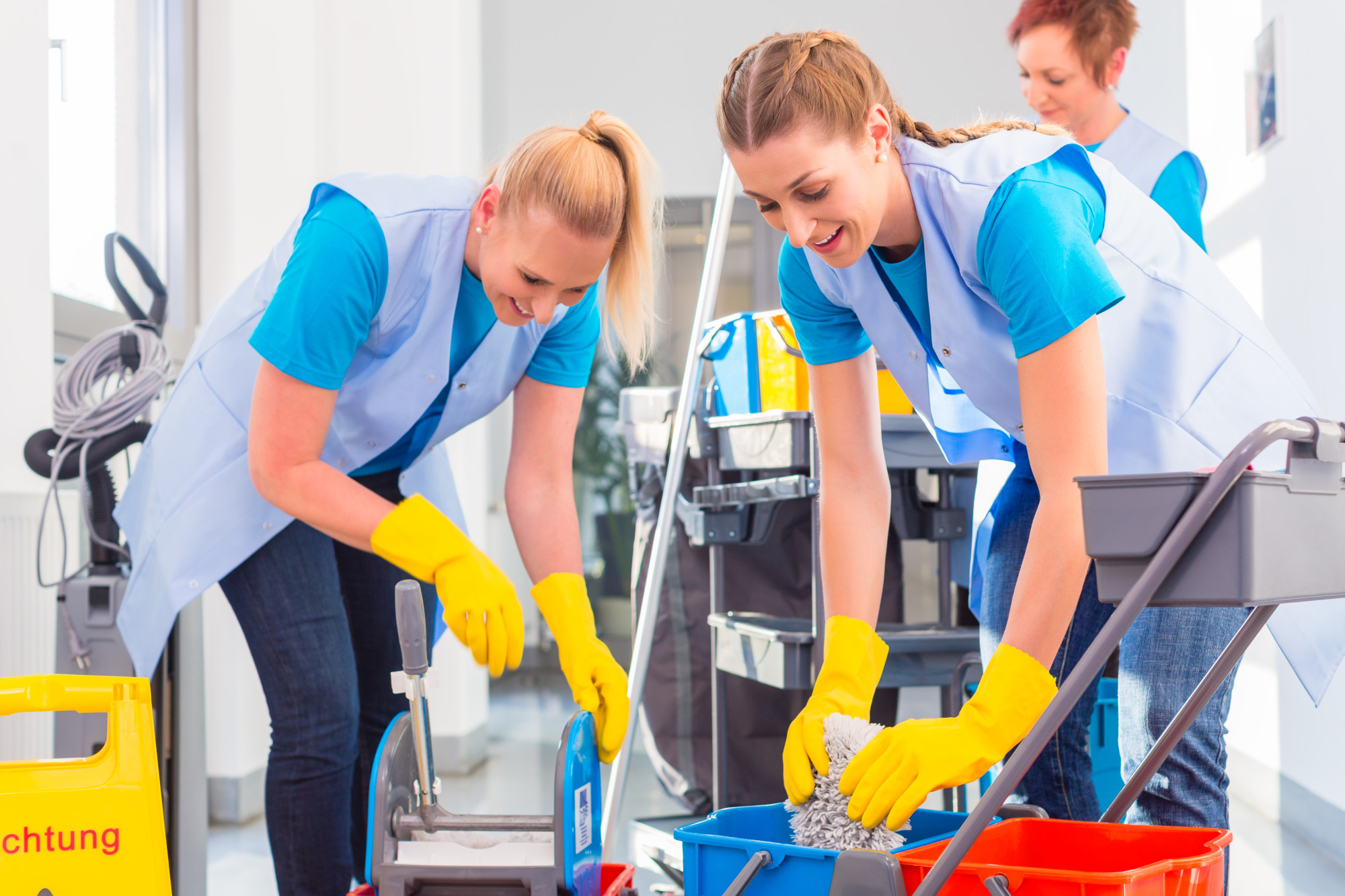 7 Factors to Consider Before Hiring a Commercial Cleaning Service 7 Factors to Consider Before Hiring a Commercial Cleaning Service